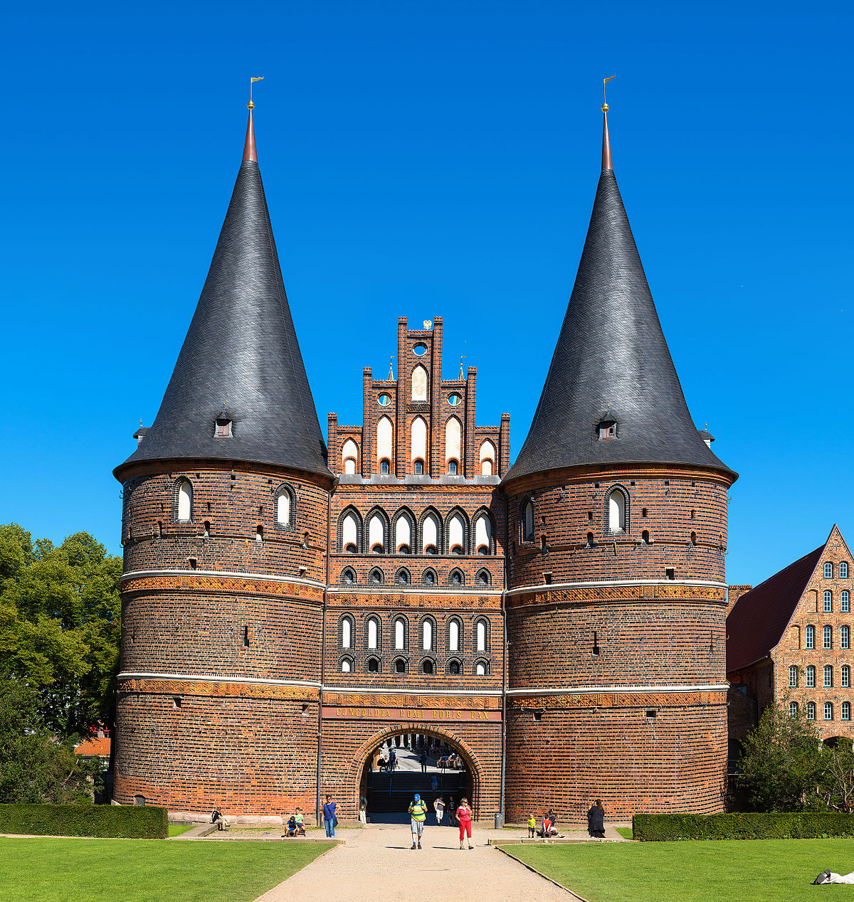 Lübeck - Thành phố của những kẻ mộng mơ - KHOA QUỐC TẾ
